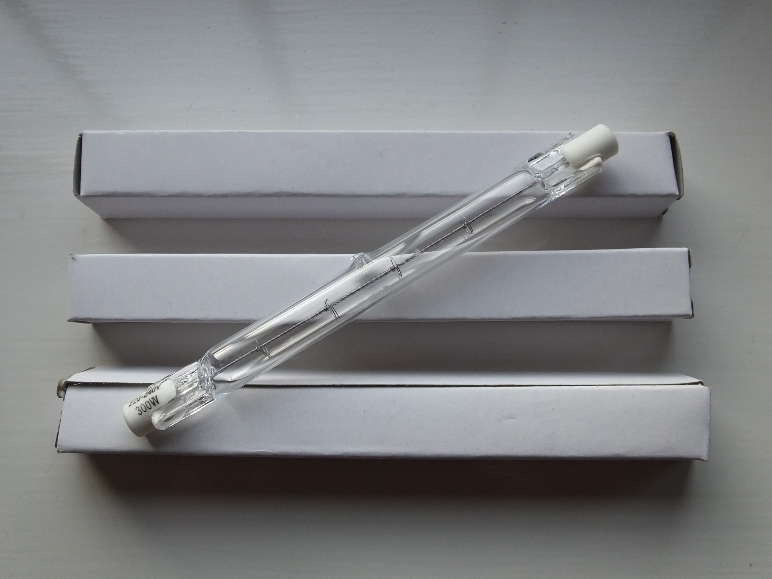 R7 300w 240v HALOGEN LINEAR J118 BULBS - SaveMyLight